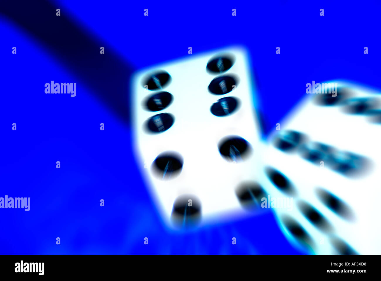 Focus concept circular dots hi-res stock photography and images - Alamy