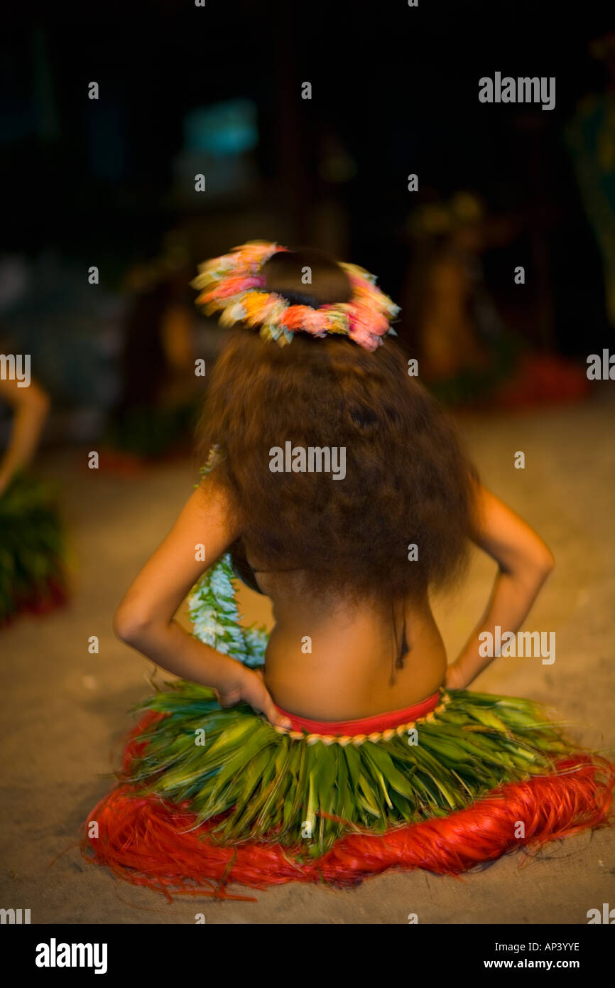 Traditional Polynesian Tamure Dance, Tiki Village, Moorea Island ...