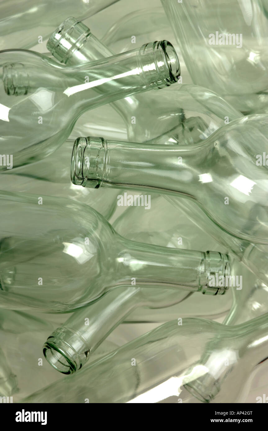 Bottle bank green bottles hi-res stock photography and images - Alamy