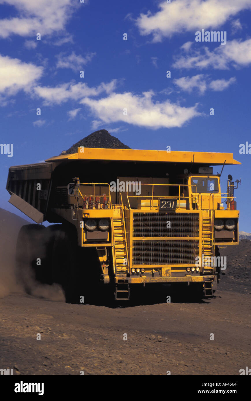 Coal hauling truck hi-res stock photography and images - Alamy