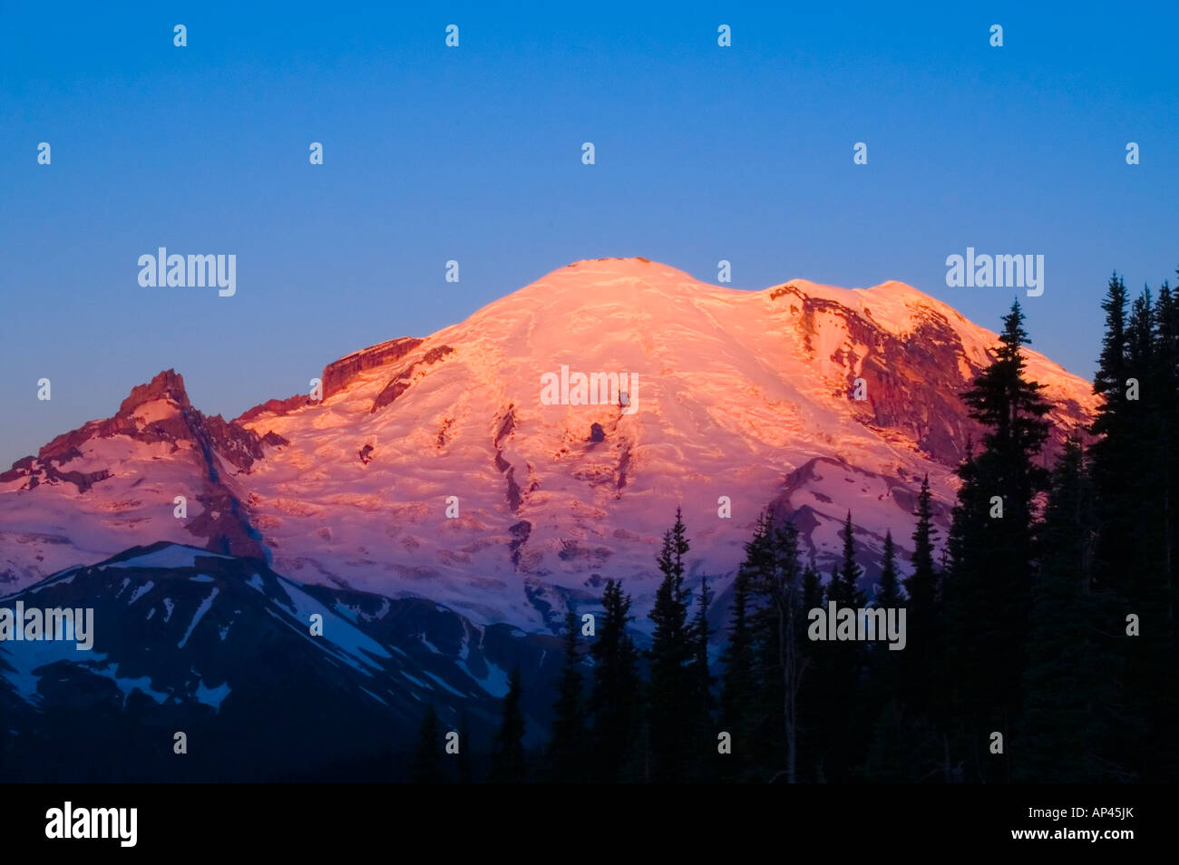 Sunrise point rainier hi-res stock photography and images - Alamy