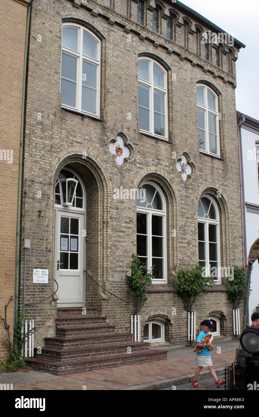 Pretty street buildings in Toenning Germany Stock Photo - Alamy