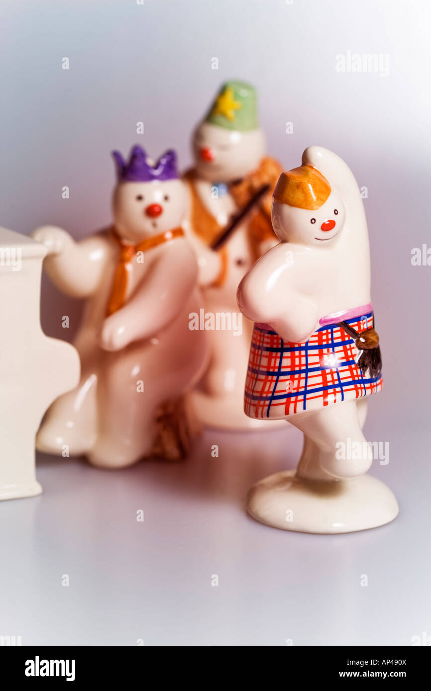 ORNAMENTAL SNOWMAN PARTY Stock Photo - Alamy