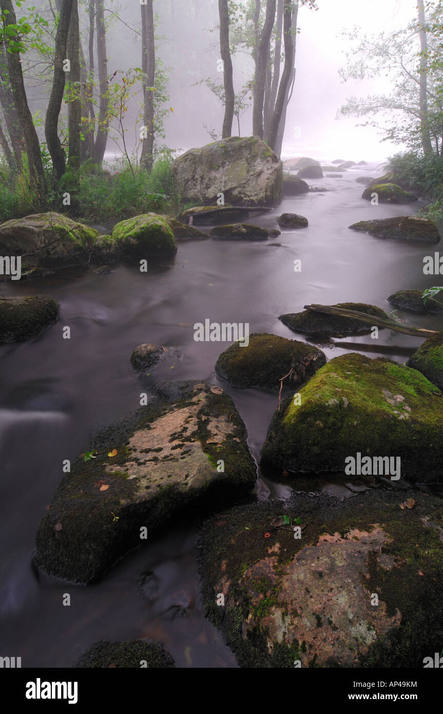 Water rocks river hi-res stock photography and images - Alamy