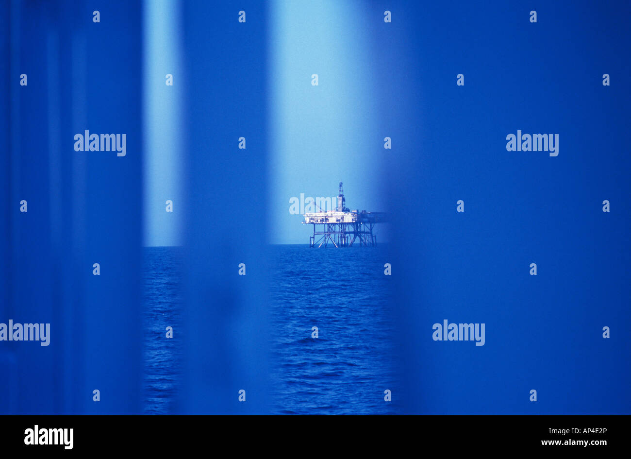 Gas Production Platform Stock Photo - Alamy