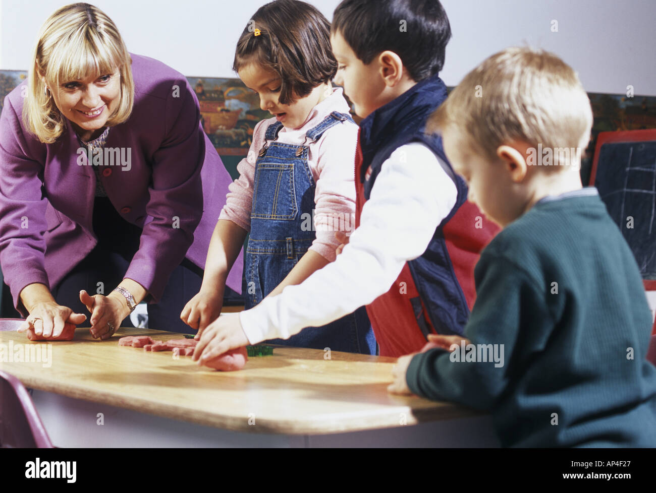 Sunday school class hi-res stock photography and images - Alamy