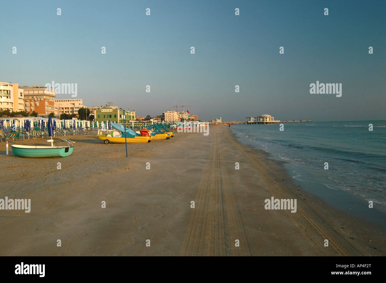 Senigallia beach hi-res stock photography and images - Alamy
