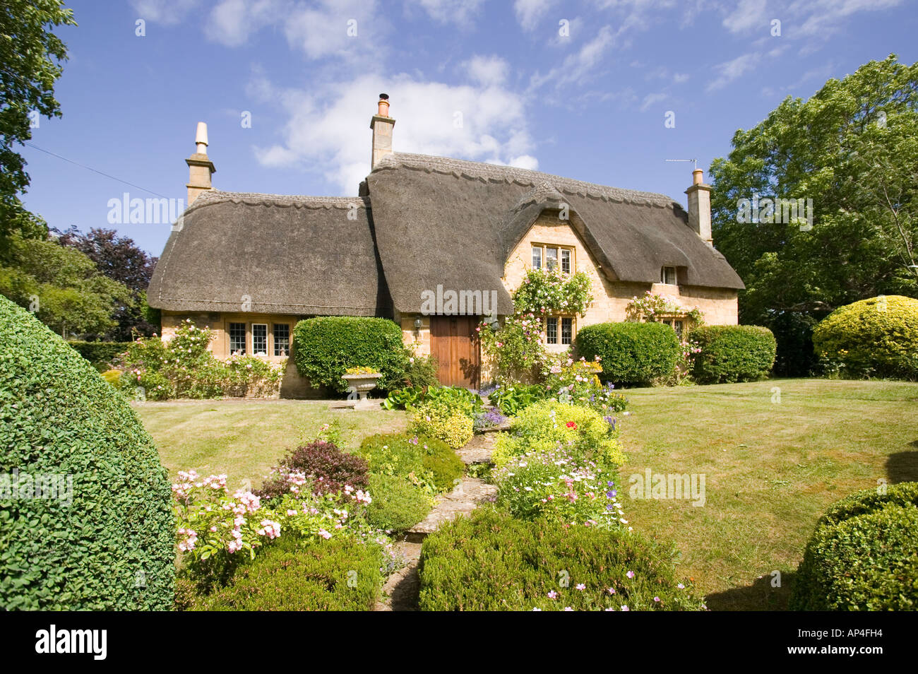 Picture box hi-res stock photography and images - Alamy