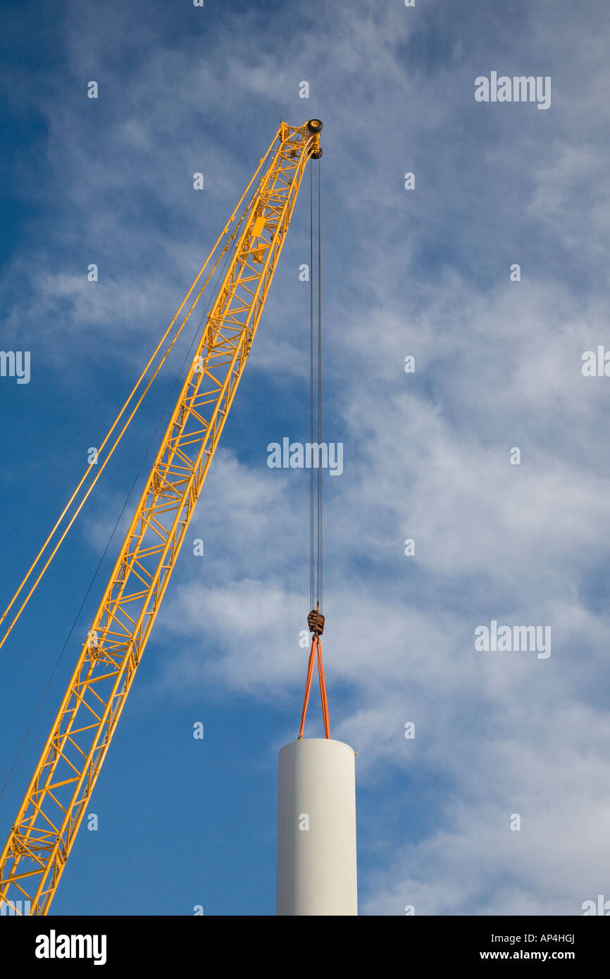 Erecting installing, assembly of tower and nacelle Drumderg 32-megawatt ...