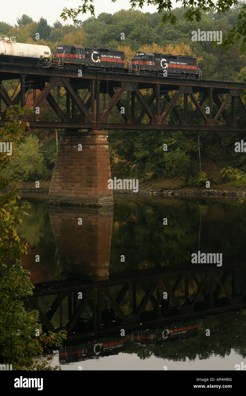 Pan Am Rail (formerly Guilford Rail System) Locomotives switching ...