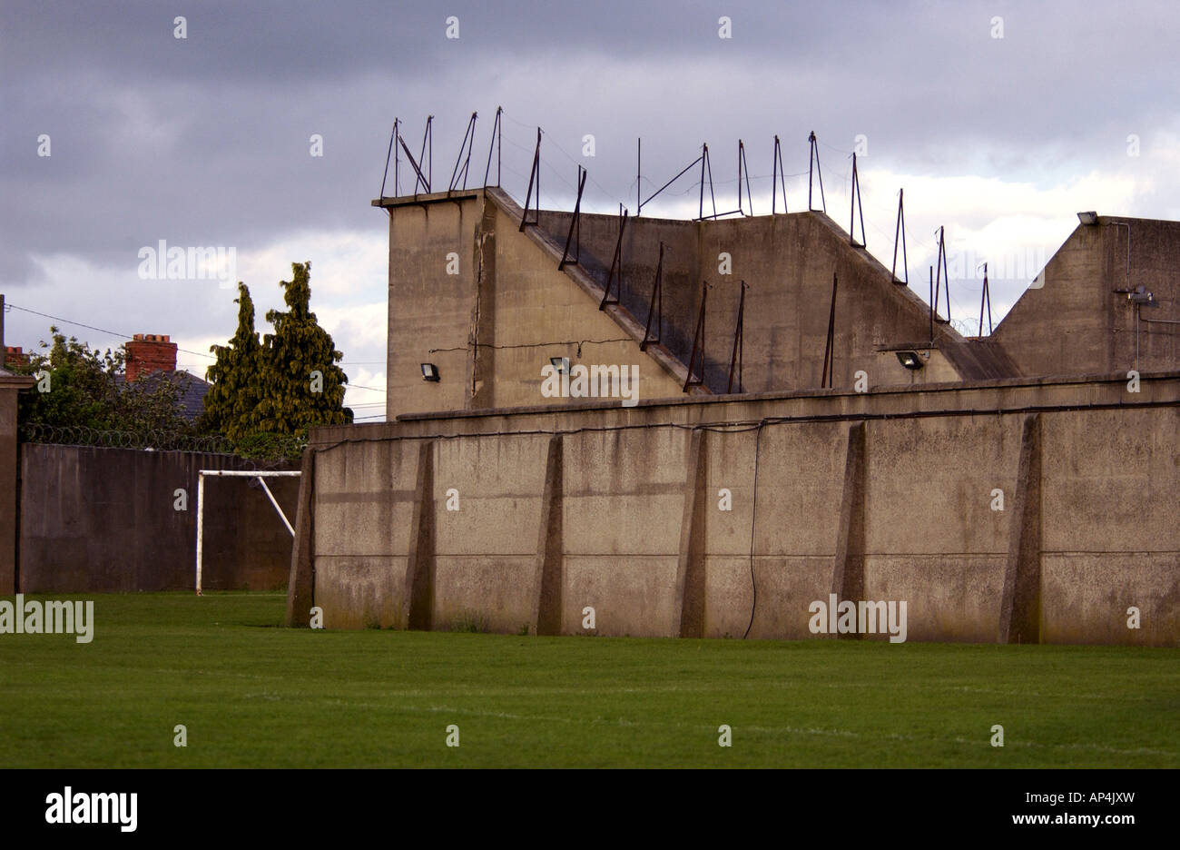 An old hand ball alley in Crumlin, Dublin, Ireland Stock Photo - Alamy