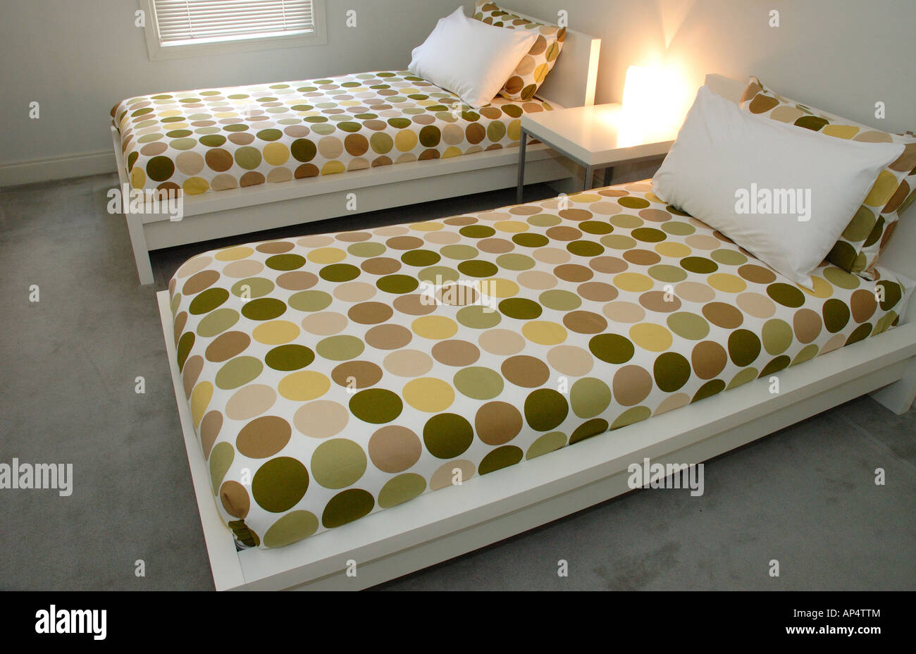 Couple and separate beds hi-res stock photography and images - Alamy