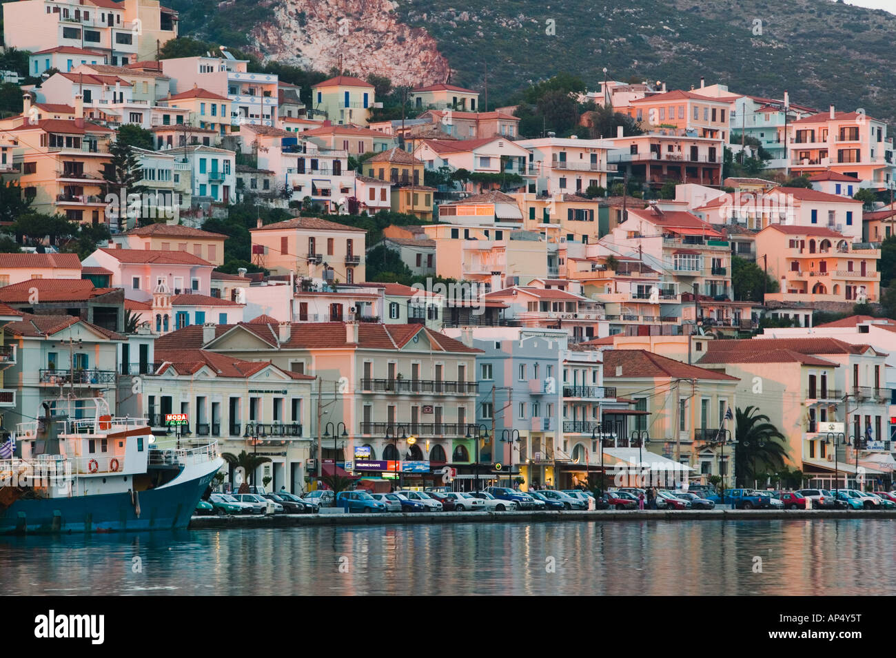 GREECE, Northeastern Aegean Islands, SAMOS, Vathy (Samos Town): Sunset ...