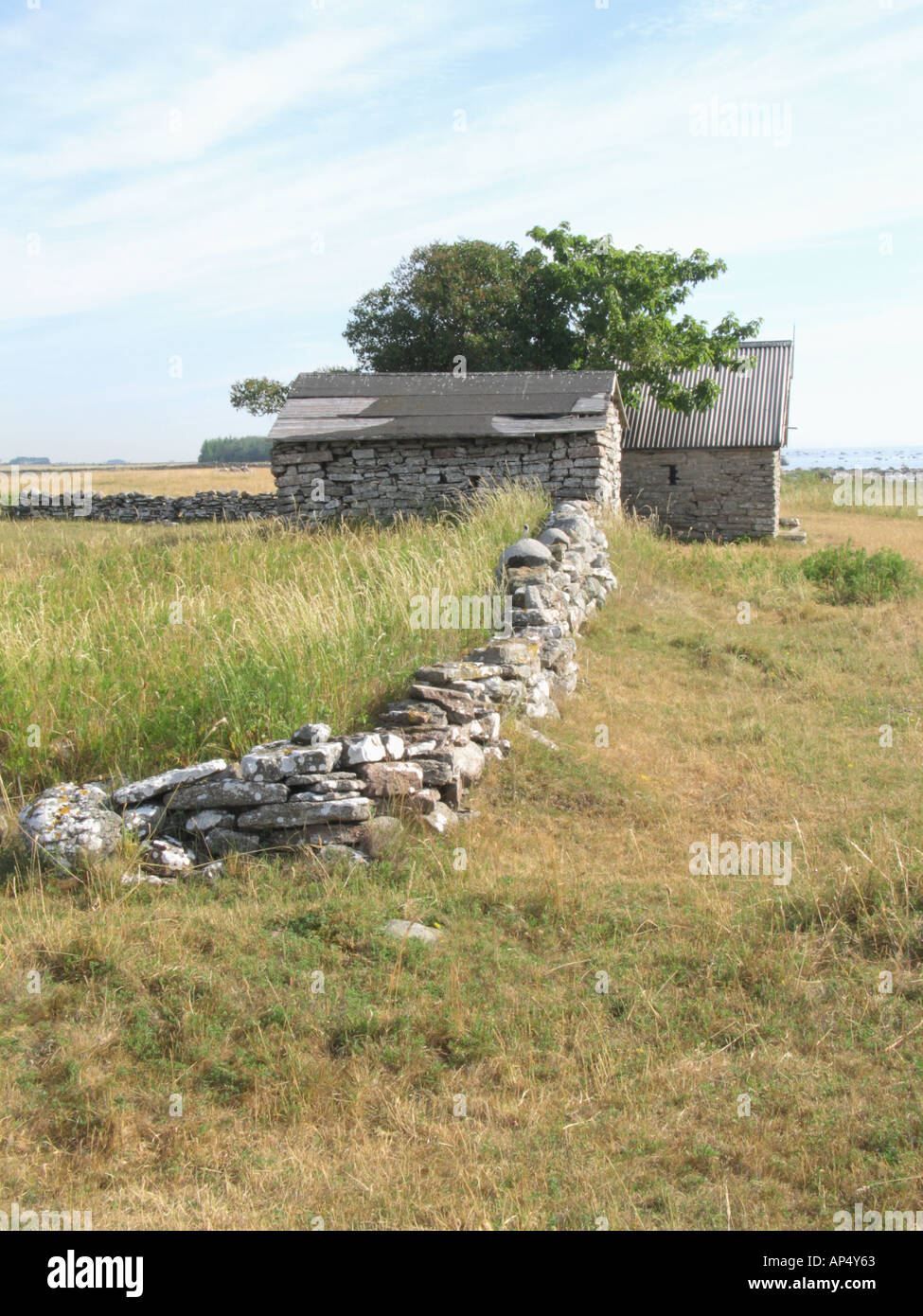 Stone_barn hi-res stock photography and images - Alamy