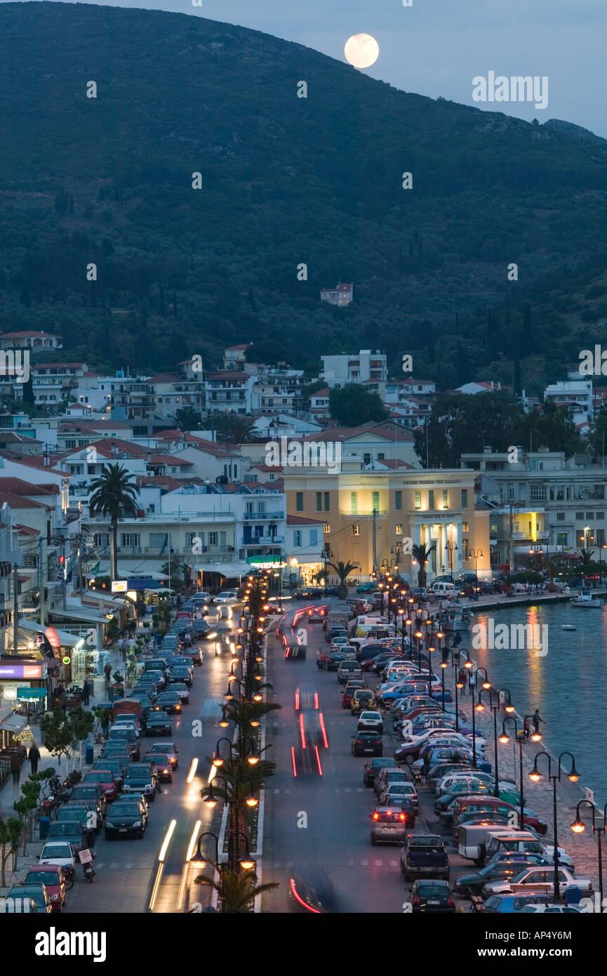 GREECE, Northeastern Aegean Islands, SAMOS, Vathy (Samos Town): View ...
