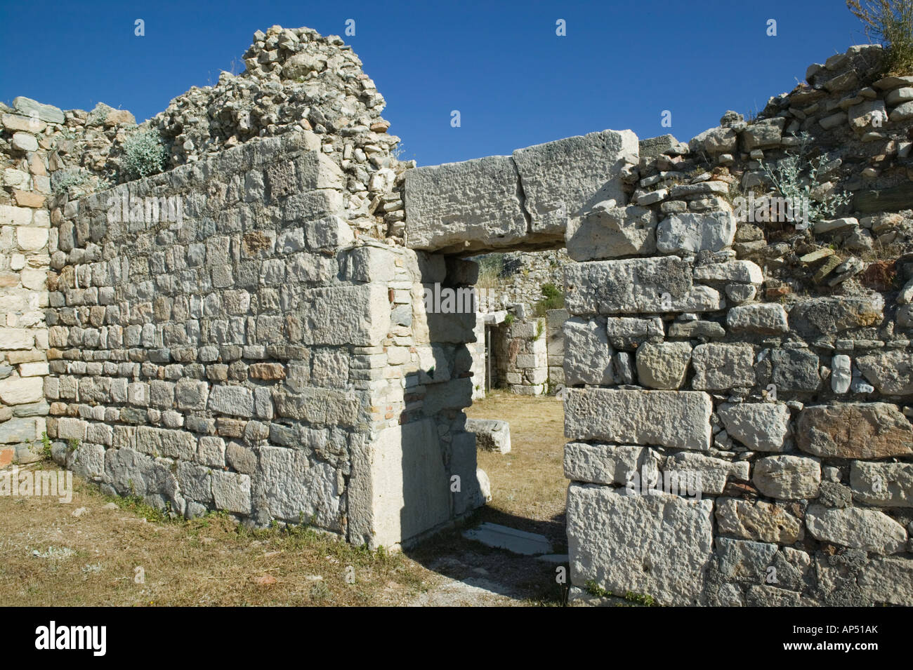 Ancient greek bath hi-res stock photography and images - Alamy