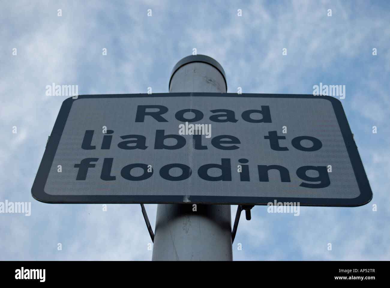 Flood warning road signs hi-res stock photography and images - Alamy