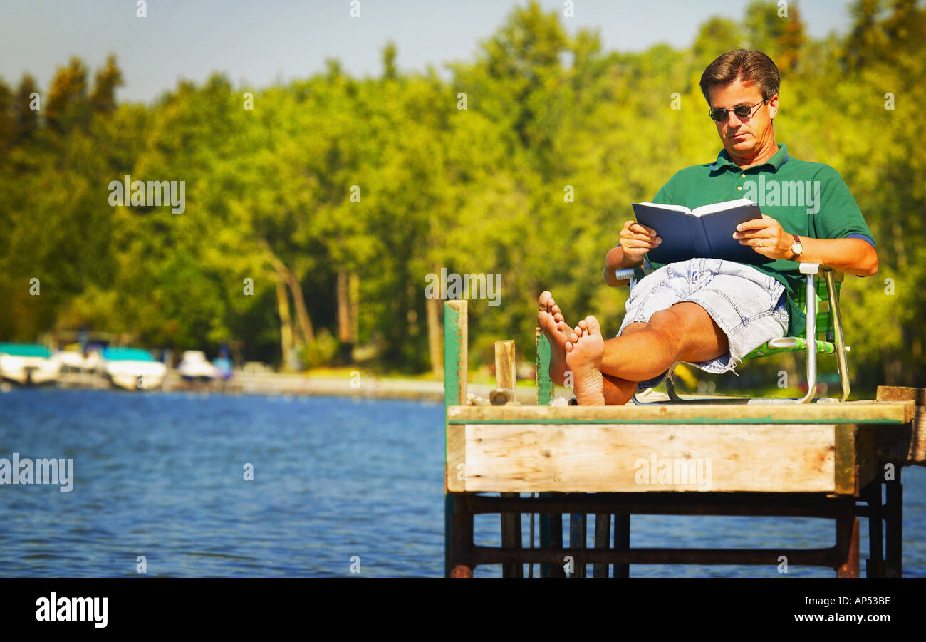 Sylvan cottage hi-res stock photography and images - Alamy