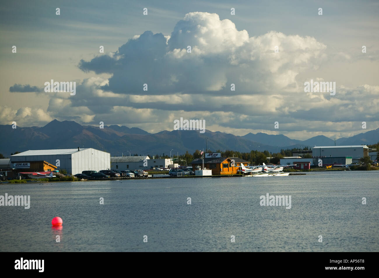 USA, ALASKA, ANCHORAGE: Lake Hood Air Harbor World's Busiest Floatplane ...