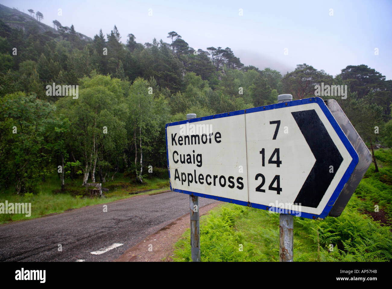 Applecross sign hi-res stock photography and images - Alamy