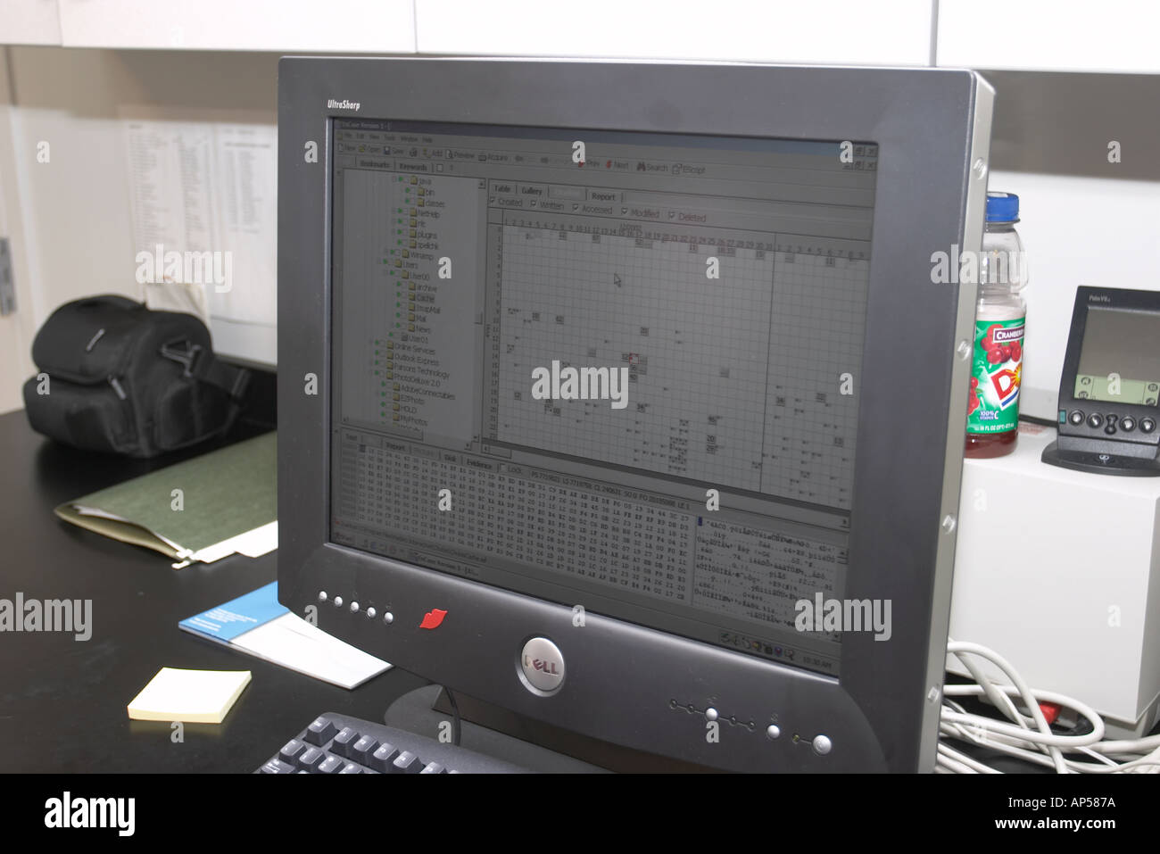 Encase forensic hi-res stock photography and images - Alamy