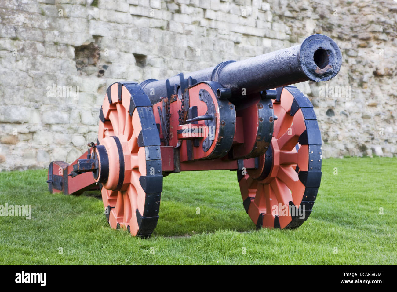 Demi culverin cannon Stock Photo - Alamy