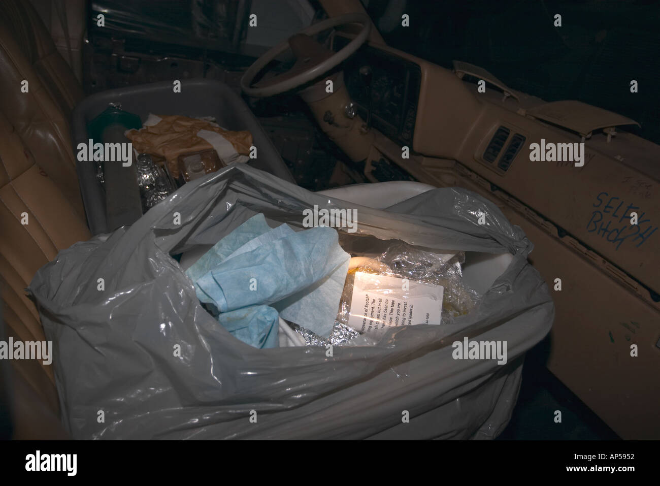 Crystal meth lab hi-res stock photography and images - Alamy