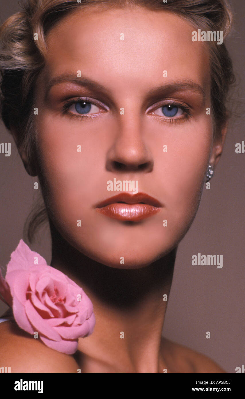 22 age person hi-res stock photography and images - Alamy