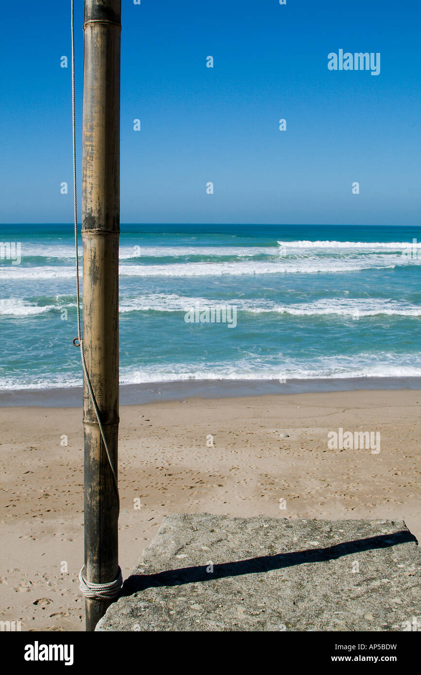 Bamboo mast hi-res stock photography and images - Alamy