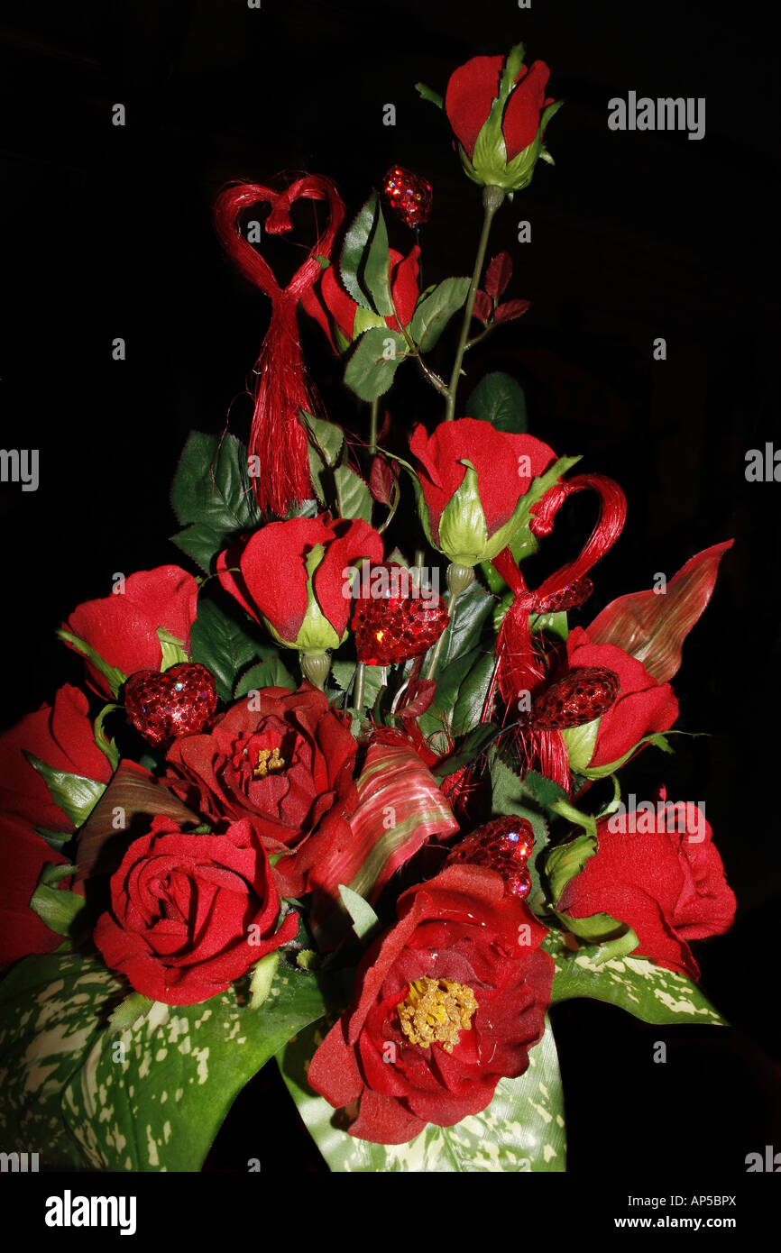 Flower petal display hi-res stock photography and images - Alamy