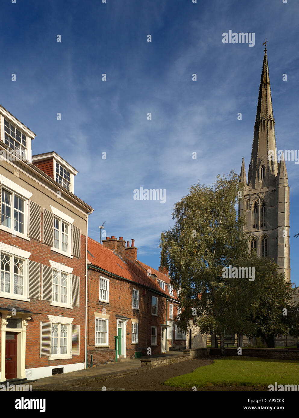 St wulfram church hi-res stock photography and images - Alamy