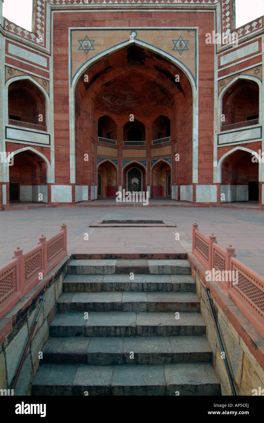 Tomb stairs hi-res stock photography and images - Alamy