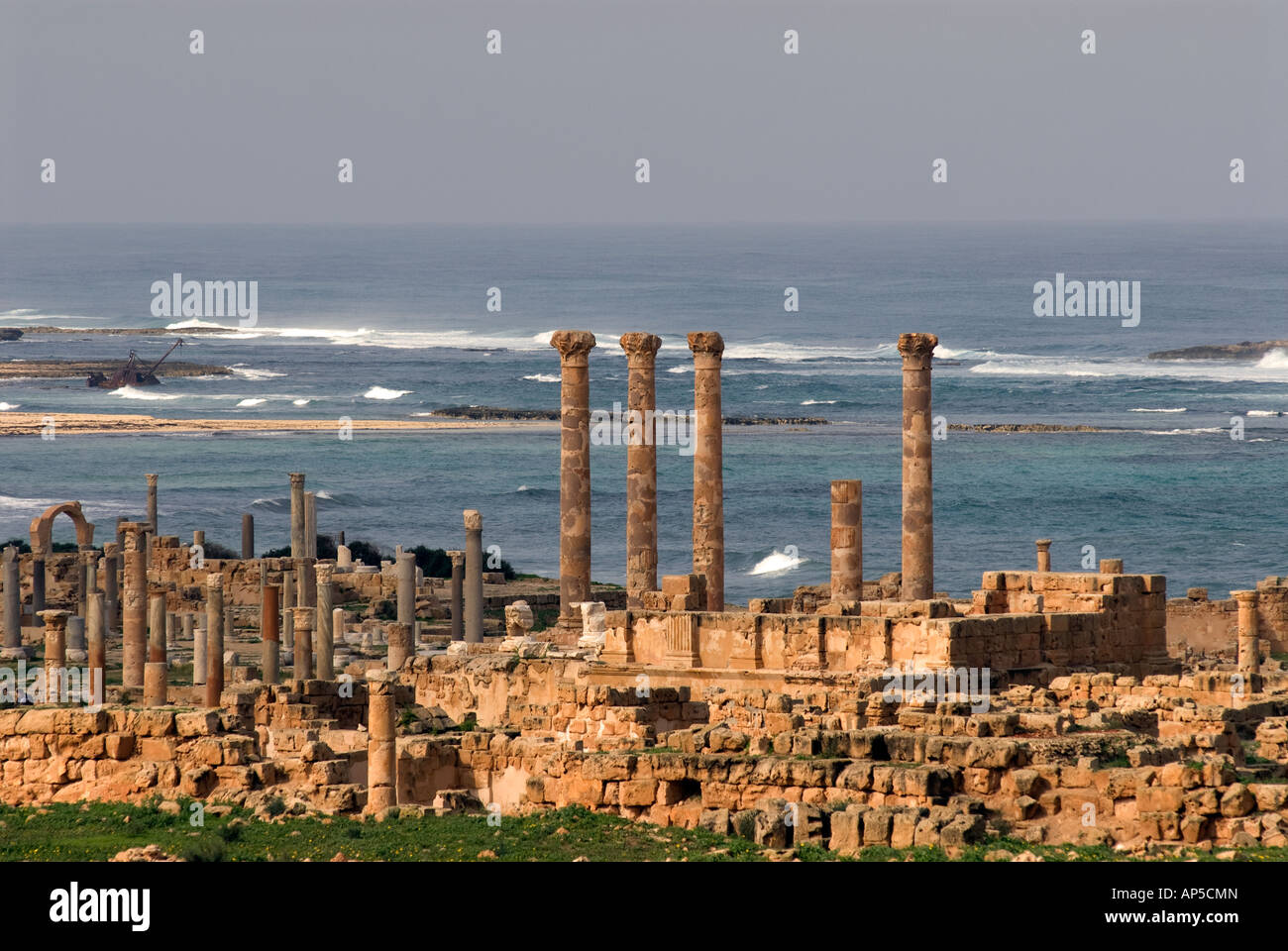 Roman columns at Sabratha, Libya, North Africa Stock Photo - Alamy