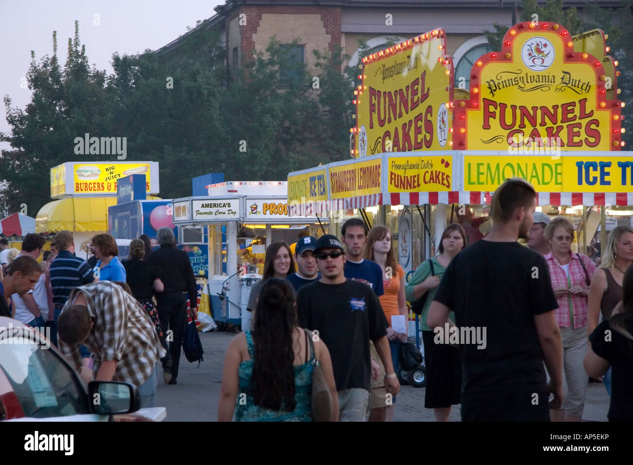 Concession food hi-res stock photography and images - Alamy