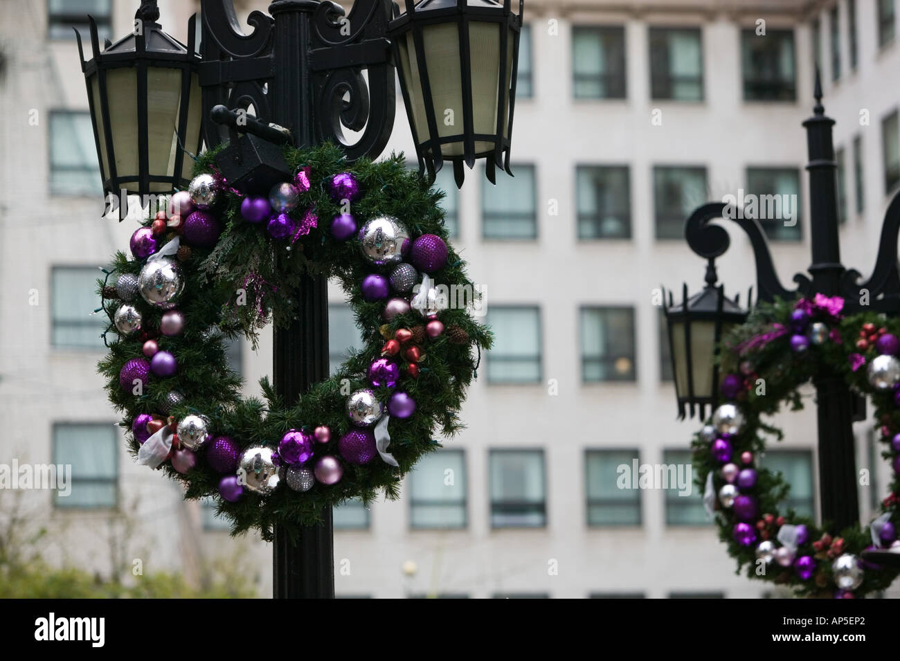 USA, California, Los Angeles, Beverly Hills: Rodeo Drive, Christmas ...