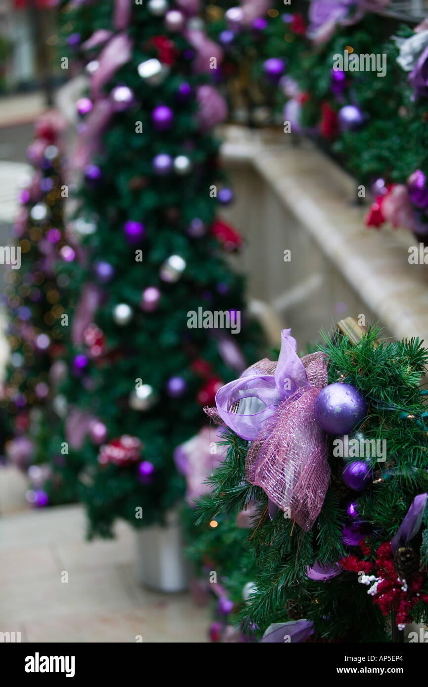 Rodeo drive christmas beverly hills hi-res stock photography and images ...