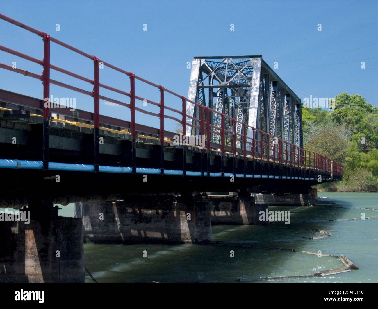 Gamboa railroad bridge hi-res stock photography and images - Alamy