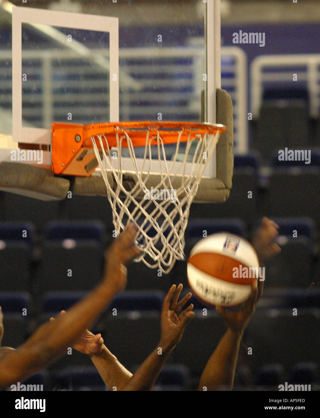 British basketball league game hi-res stock photography and images - Alamy