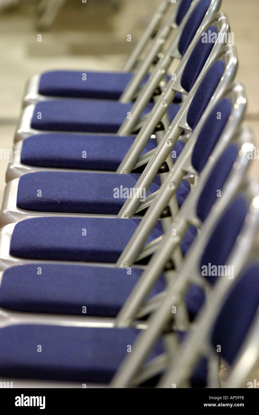 Row of empty seats Stock Photo - Alamy