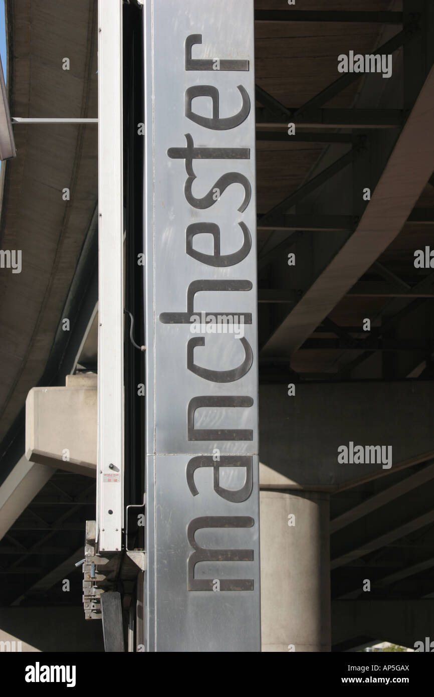 Regenerate uk town centre hi-res stock photography and images - Alamy