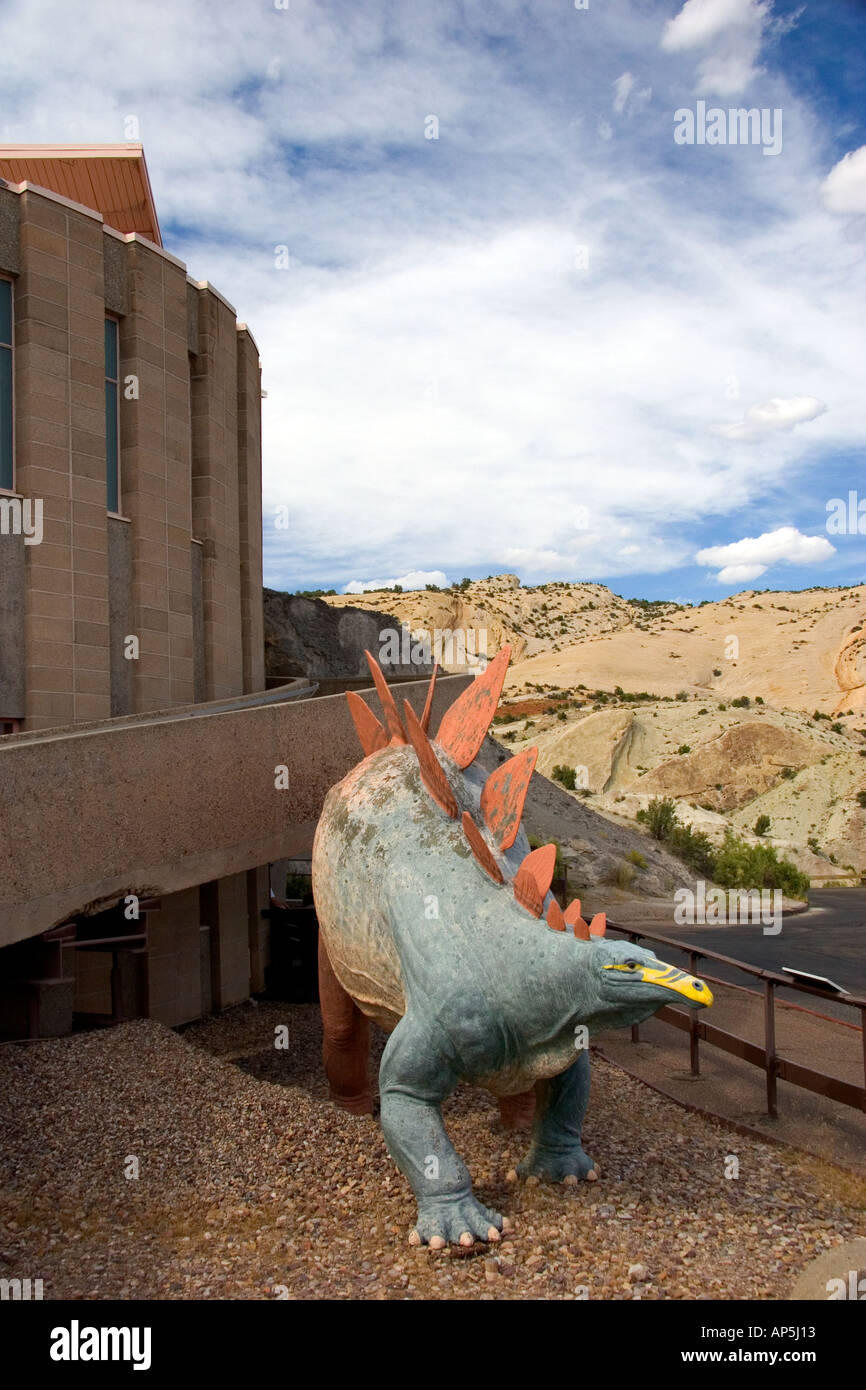 A dinosaur statue at the entrance to the Dinosaur National Monument and ...