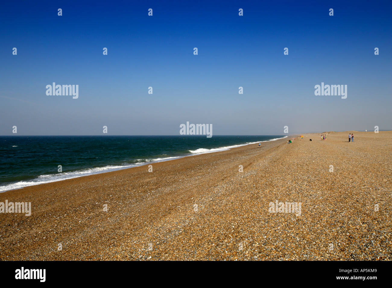 Cley beach norfolk hi-res stock photography and images - Alamy