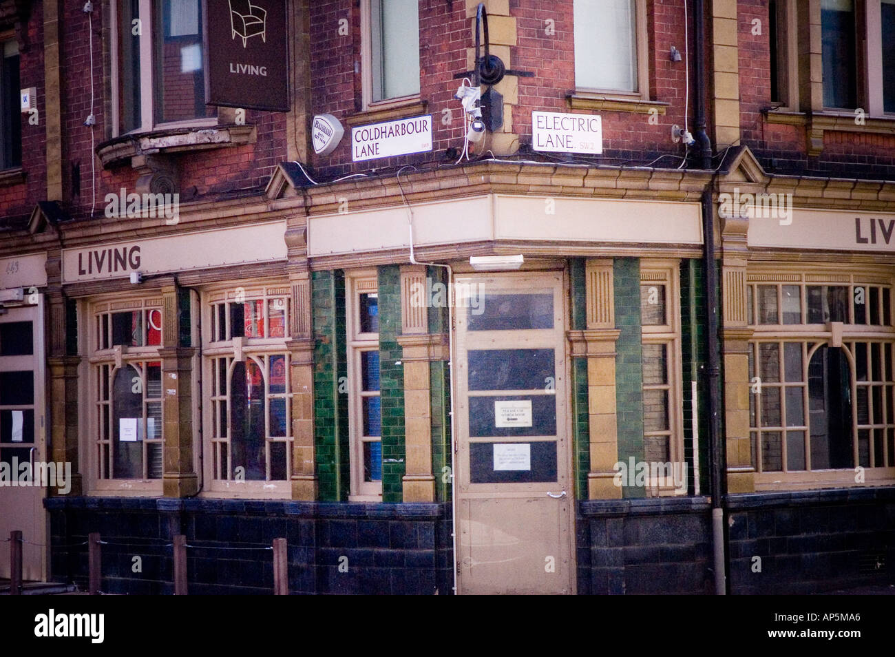 Entrance of a pub, Coldharbour Lane, Brixton, London, England Stock ...