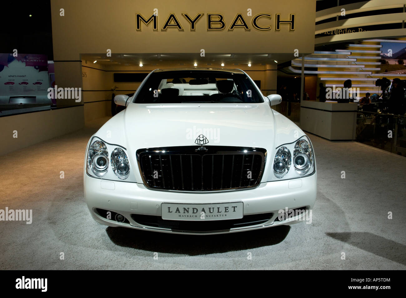 Car landaulet hi-res stock photography and images - Alamy