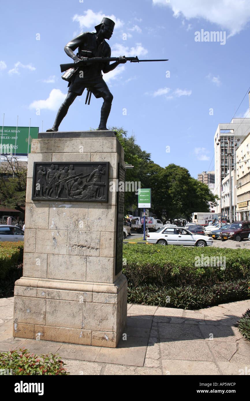 Askari First World War memorial statue on Samora Avenue, Dar Es Salaam ...