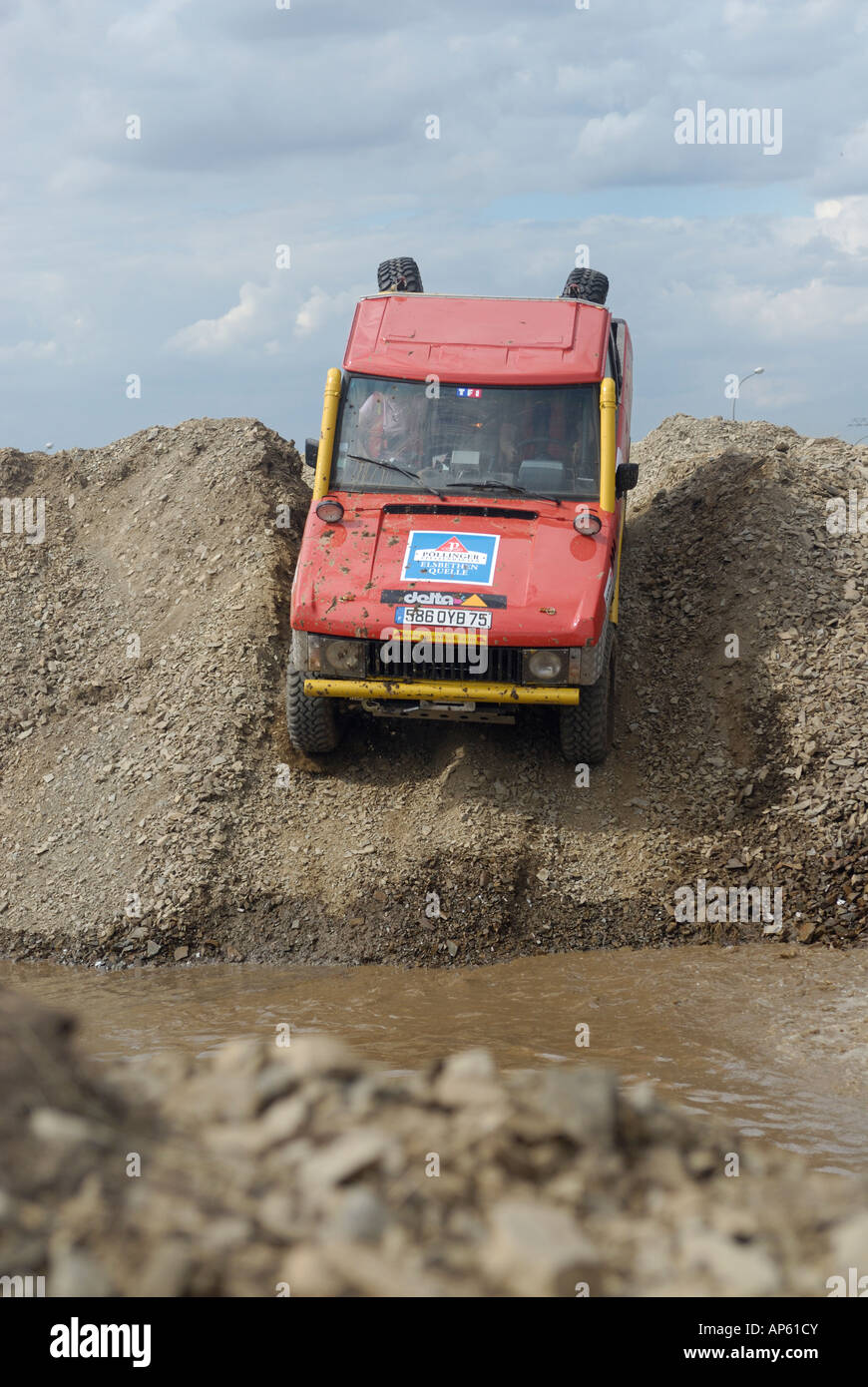 Range Rover Classic racing at the Rallye Dresden Breslau 2007 crossing ...