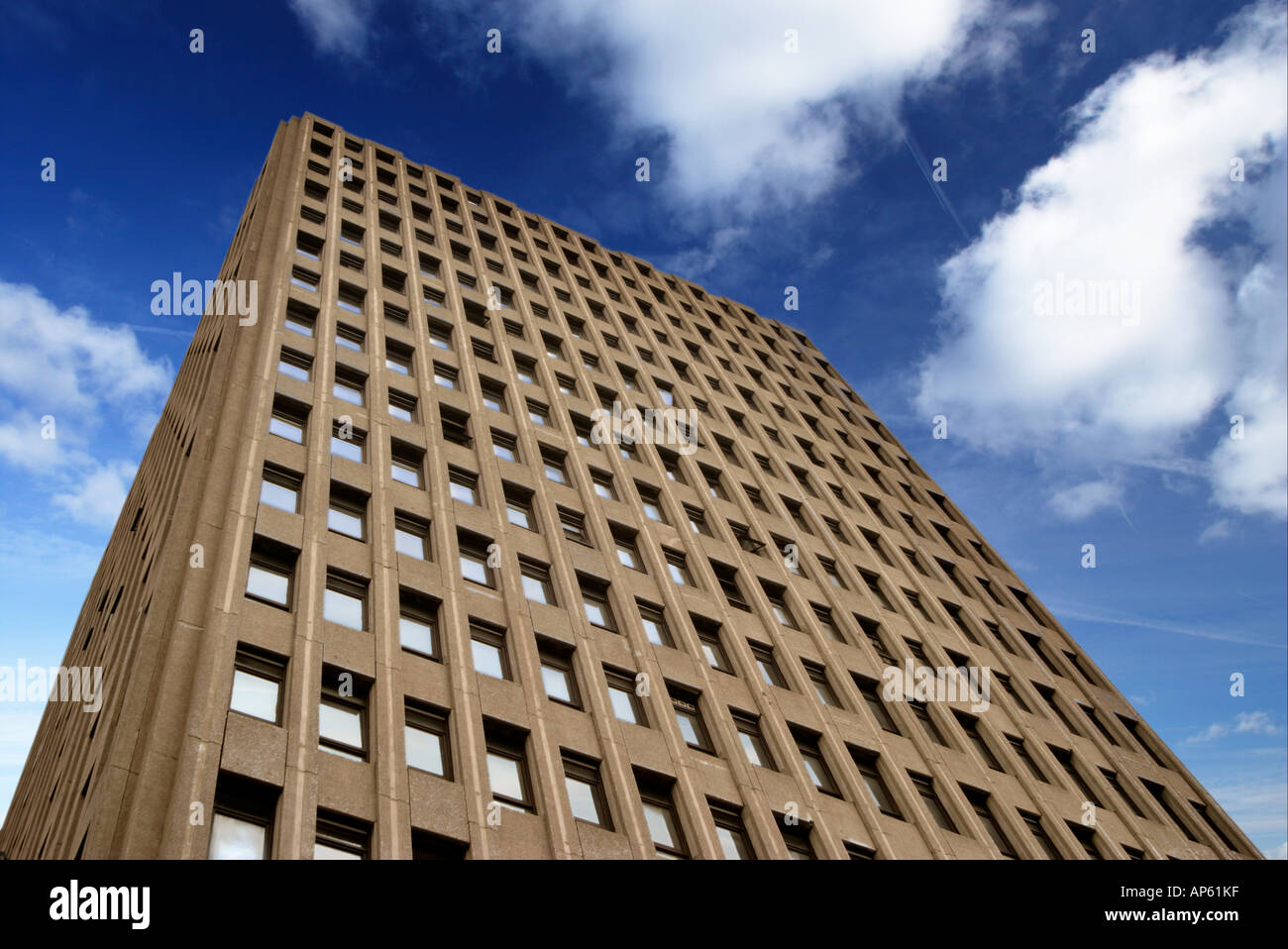 Glasgow city buildings high rise hi-res stock photography and images ...