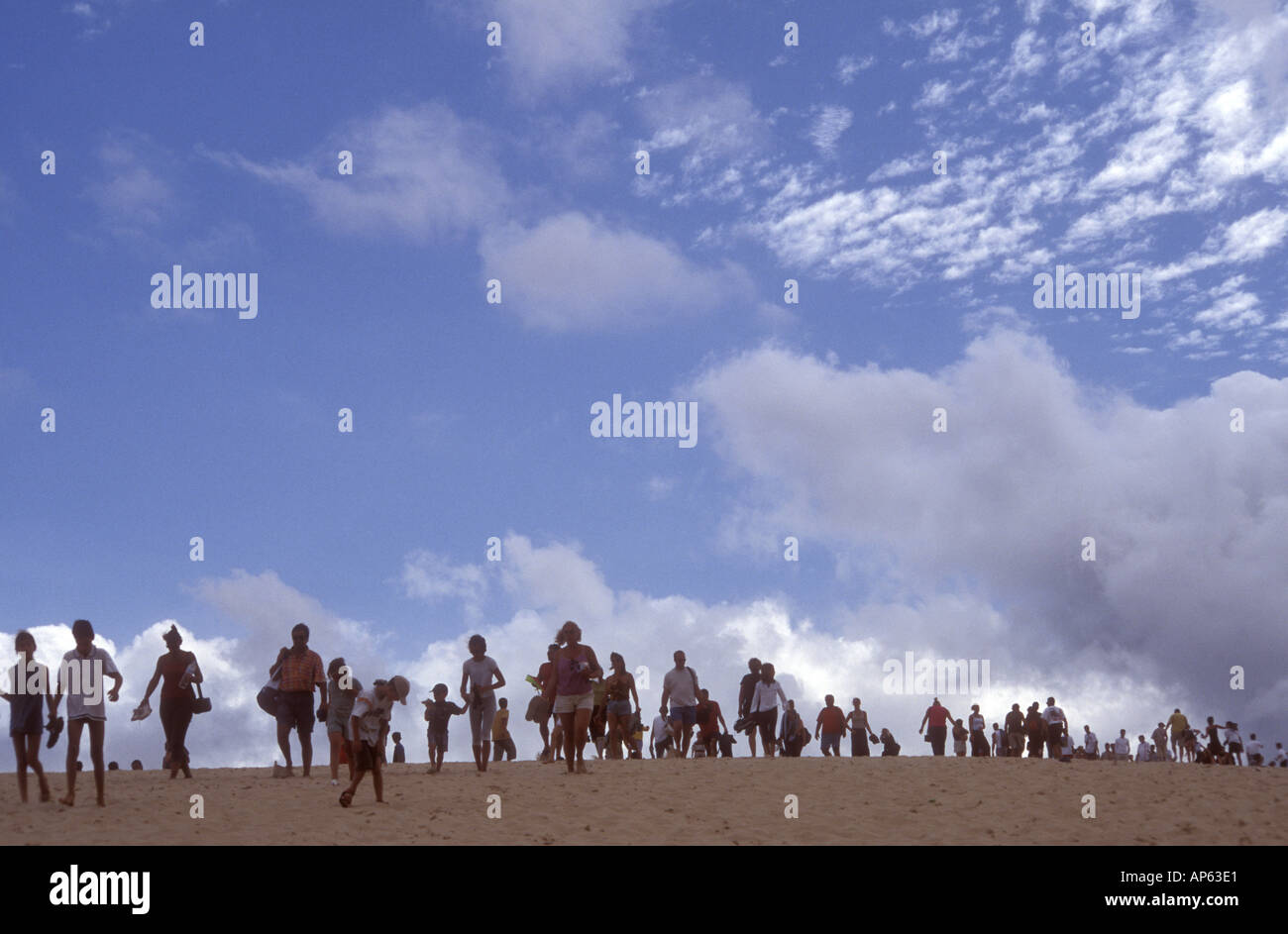 Fleeing crowd hi-res stock photography and images - Alamy