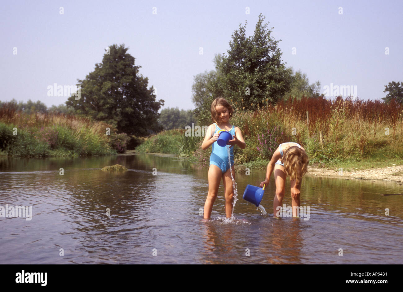 Fish buckets hi-res stock photography and images - Alamy