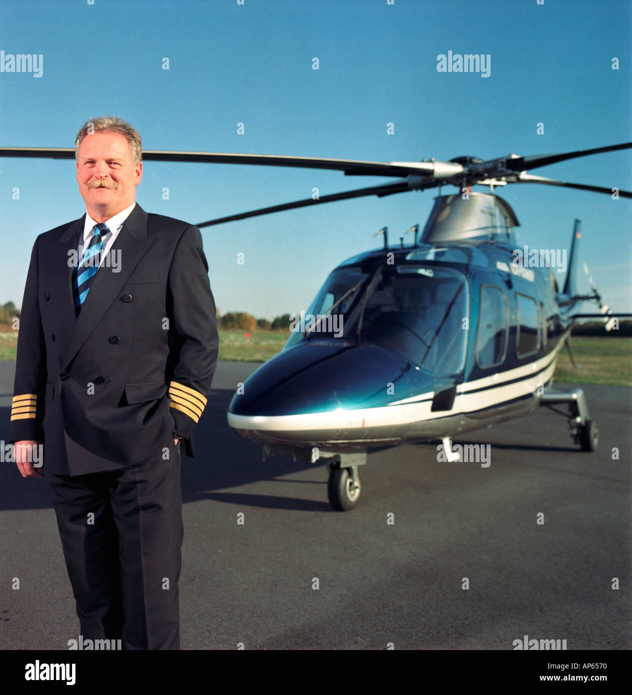 Old man helicopter pilot hi-res stock photography and images - Alamy